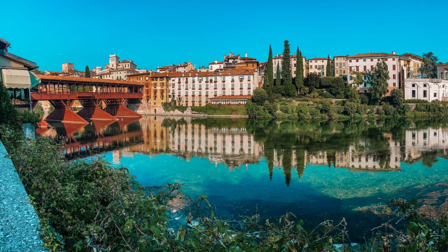 Scopri i Segreti del Ponte di Bassano: Una Storia Affascinante